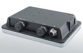 Multitouch HMIs and displays with IP65 protection for stationary or ...